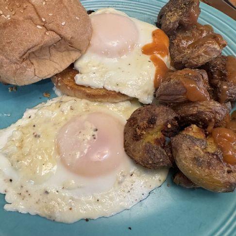 do hobbits have 2 breakfasts