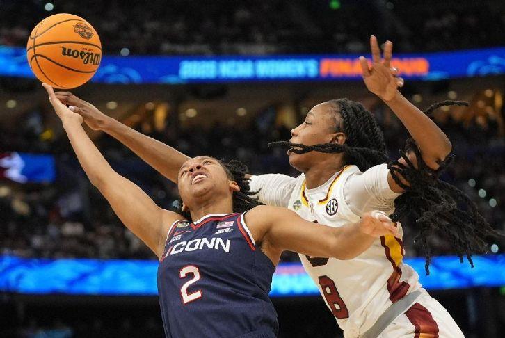 UConn women will have KK Arnold driving on the road to repeat | The Day