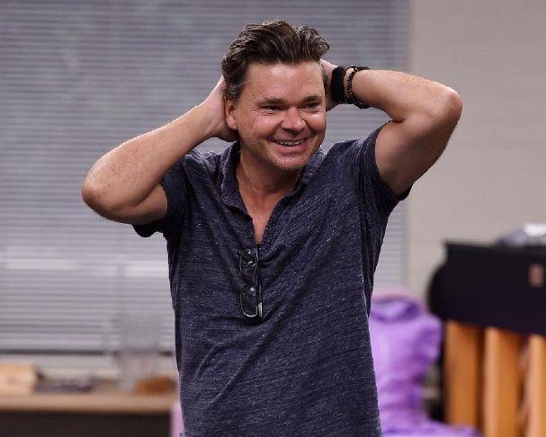 Actor-turned-director Hunter Foster helms 'The Drowsy Chaperone' at ...