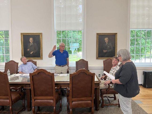 Lyme first selectman won't run for reelection | The Day