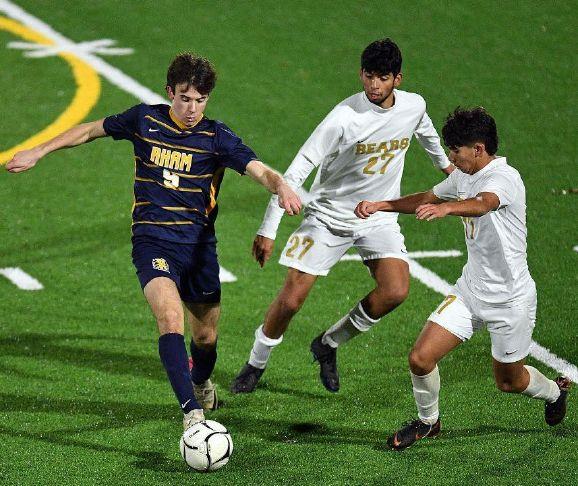 Stonington boys soccer earns win over Rham in state semifinals | The Day