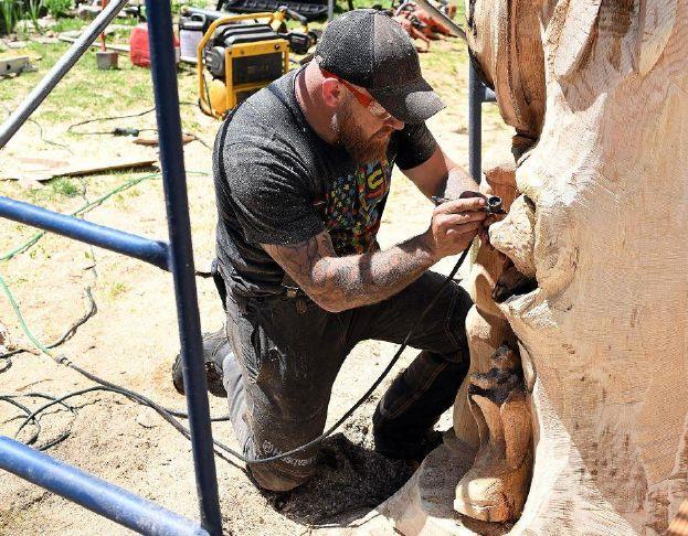 Carving out a story | The Day