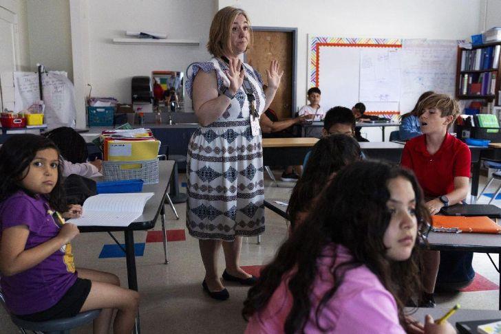 Absent teachers risk costing American schools $4 billion a year | The Day