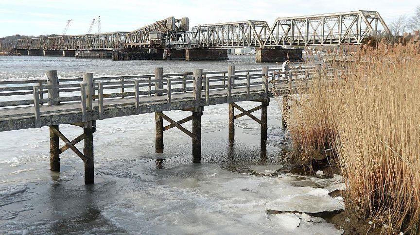 Fishing pier by Connecticut River Bridge in Old Lyme to be removed this ...