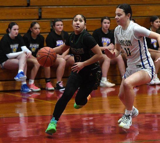 Seeds hold true as No. 1 Bacon, No. 2 NFA girls advance to ECC Division I final at Mohegan Sun ...