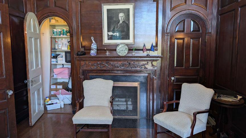 Harkness mansion comes to life for the season | The Day