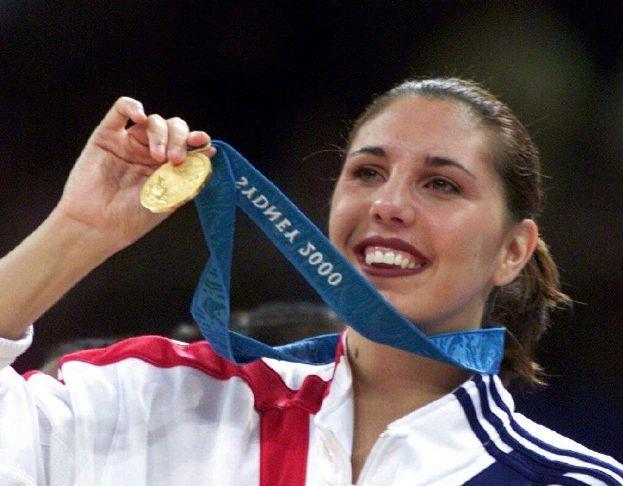 UConn great Kara Wolters among five to receive Gold Key honors from ...