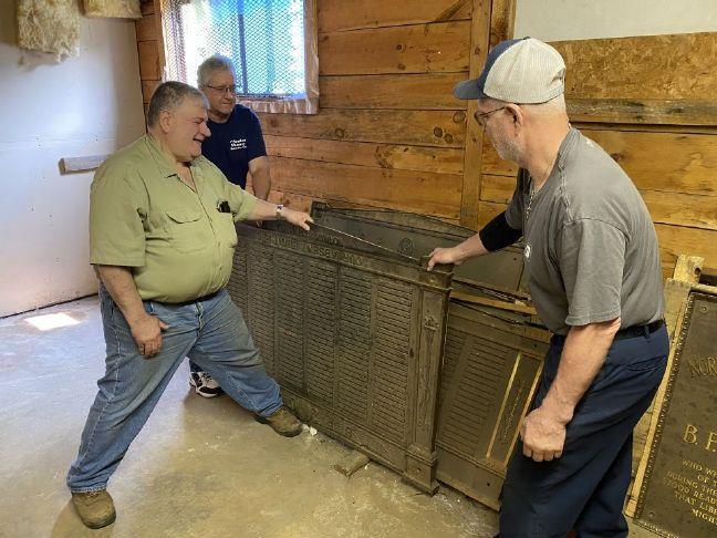 Massive Norwich Elks Club plaques looking for new homes | The Day
