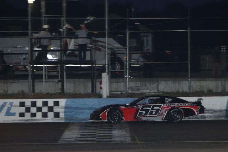 Randy Cole wins Late Model race at the Speedbowl | The Day