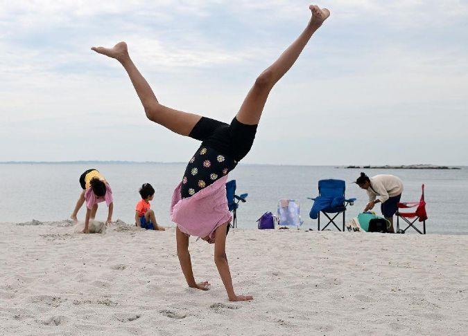 Taking advantage of beach weather | The Day